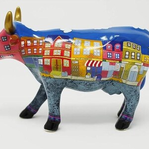 Cow Parade - Small A Moo York Cow Figurine - Etsy