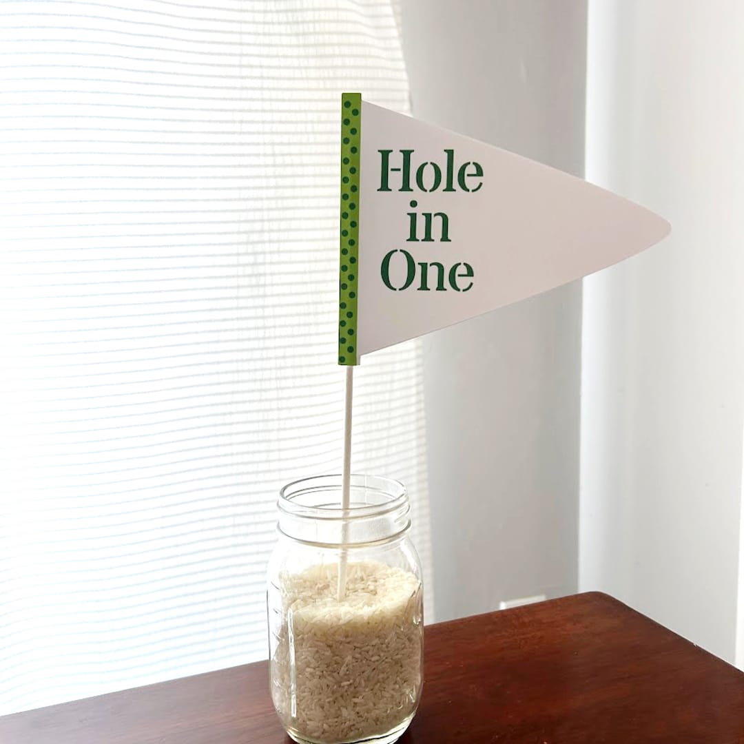 Golf Centerpiece Flags, Personalized Par-tee Pennants, Graduation ...