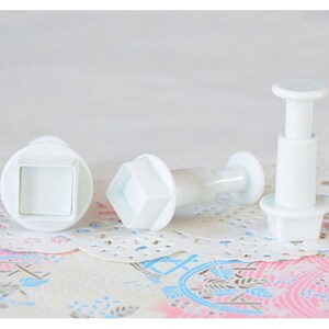 1set/3pcs Lovely Square Plunger Cutter Mold Fondant Cake Decorating - Etsy