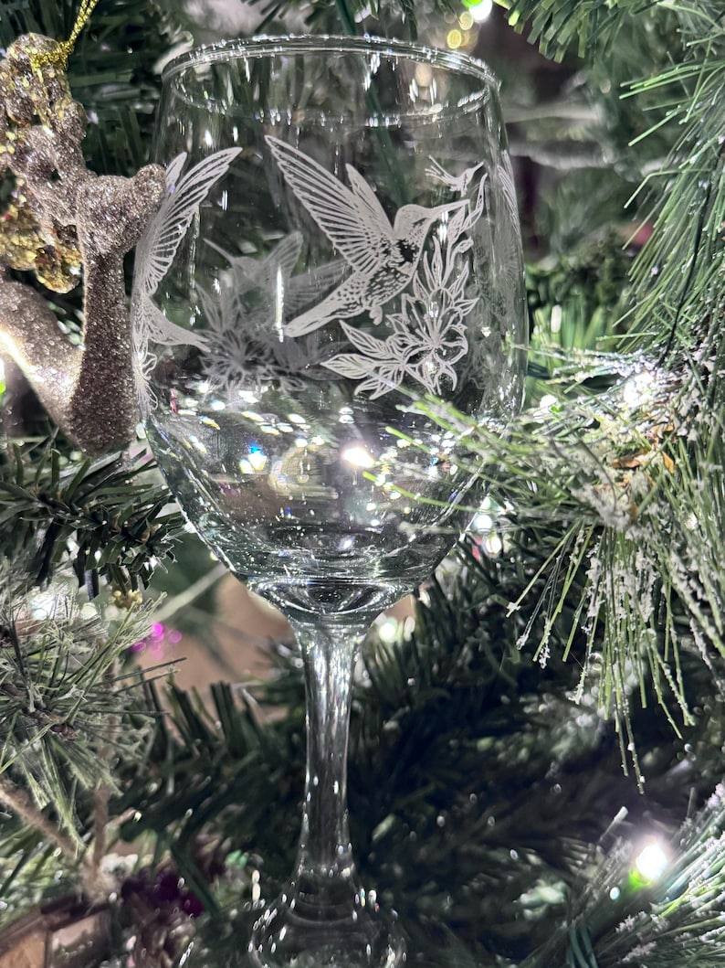 Laser Engraved Hummingbird Wine Glass-bespoke Gift - Etsy