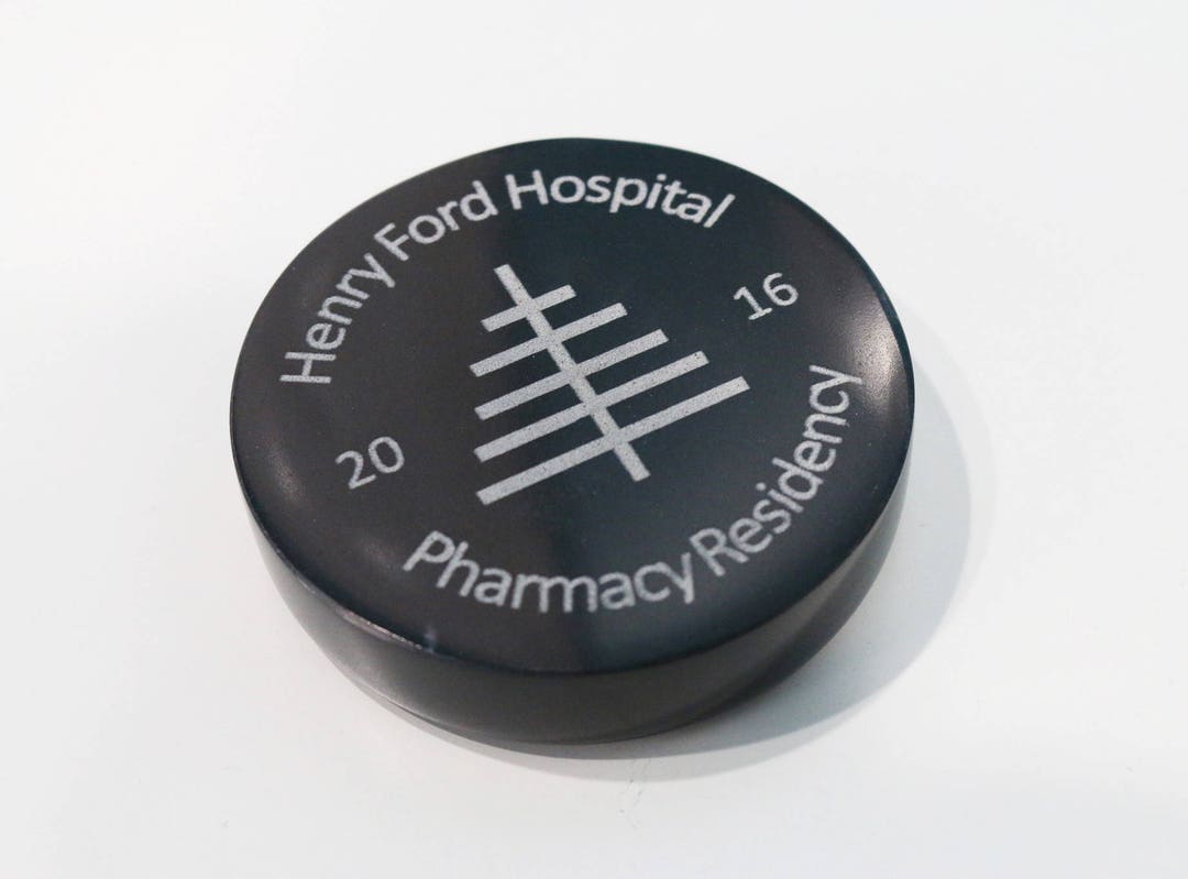 Personalized Round Black Marble Paperweight - Laser Engraved - Etsy