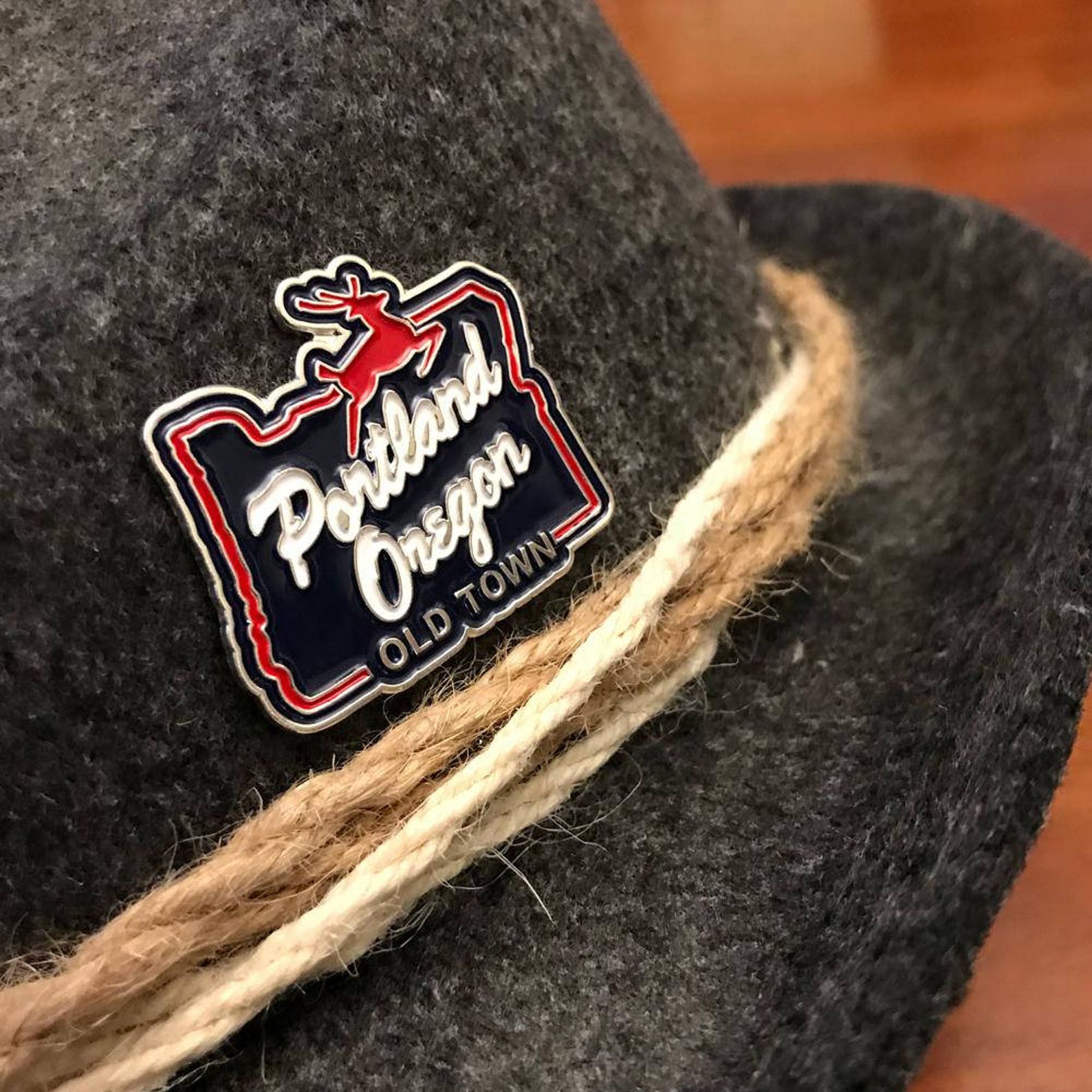 White Stag Sign Portland Oregon Enamel Lapel Pin - Etsy