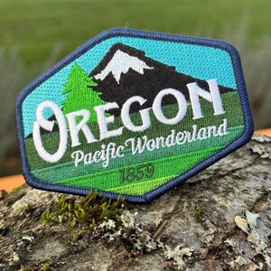 Oregon Pacific Wonderland Vintage | Iron-on Embroidered Patch - Etsy