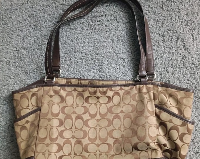COACH Park Signature Carrie Tote. A1320-F25644 - Etsy