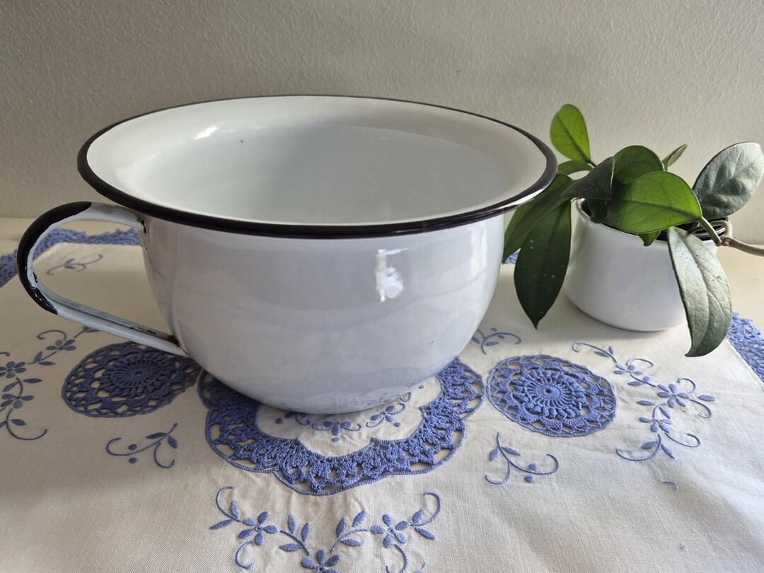 Vintage Enamel Pot With Handle / Old Potty / 1970s / Gorica Enamelware ...