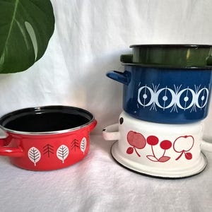 Vintage Enamel Pots With Unique Motives - 1980s Retro Kitchenware - Etsy
