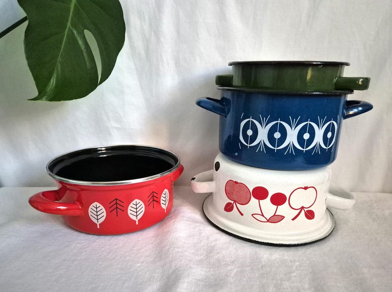 Vintage Enamel Pots With Unique Motives - 1980s Retro Kitchenware - Etsy