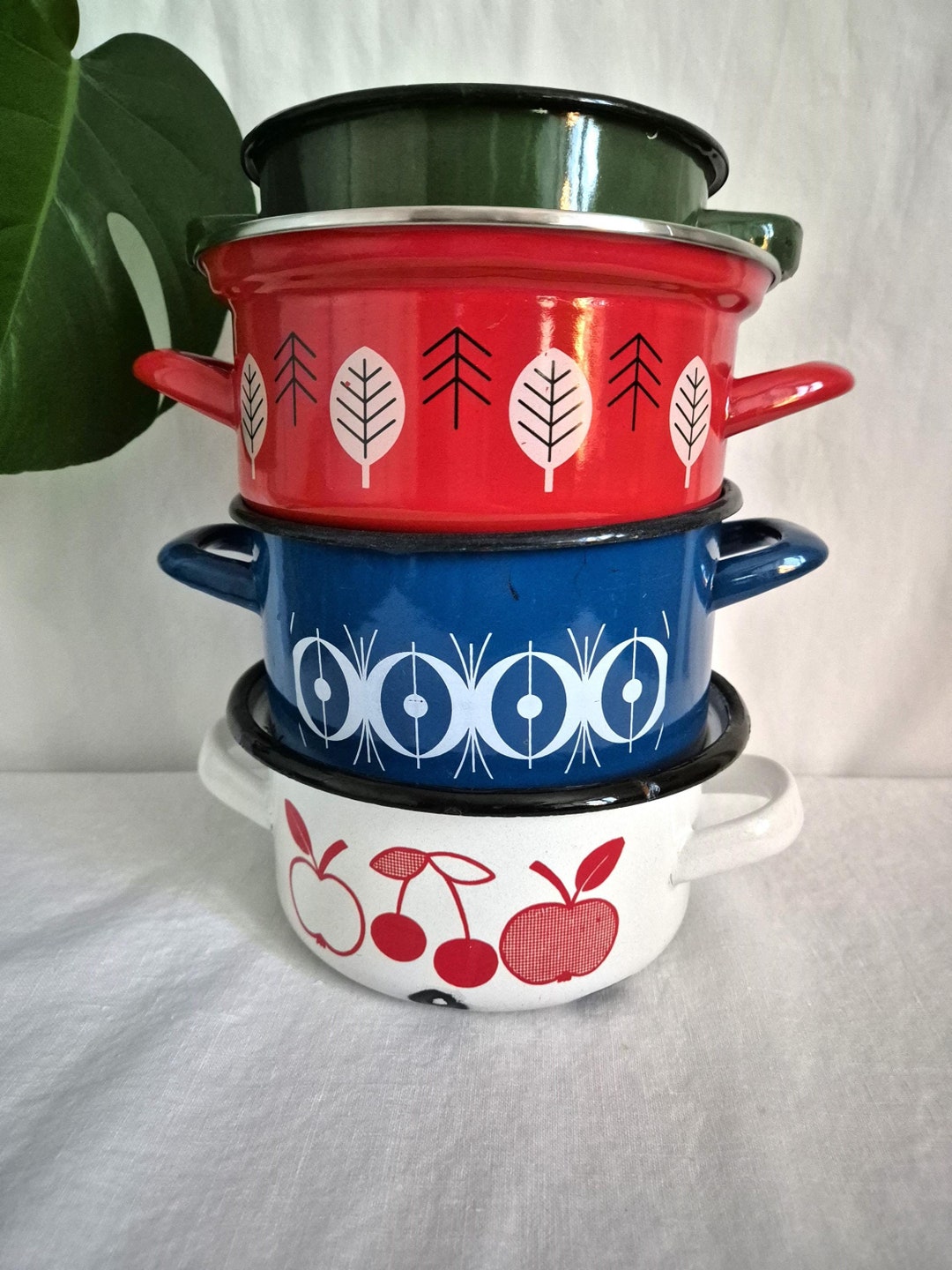 Vintage Enamel Pots With Unique Motives - 1980s Retro Kitchenware - Etsy