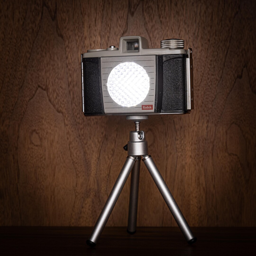 Kodak Camera Desk Lamp, Vintage Film Camera LED Decorative Light on ...