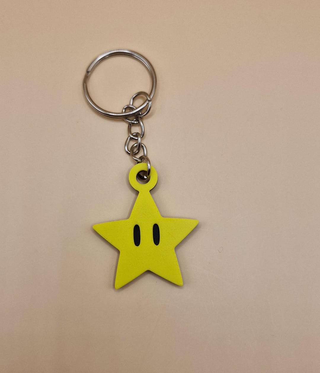 3D Printed Super Mario Star Keychain - Nintendo Inspired Gaming ...