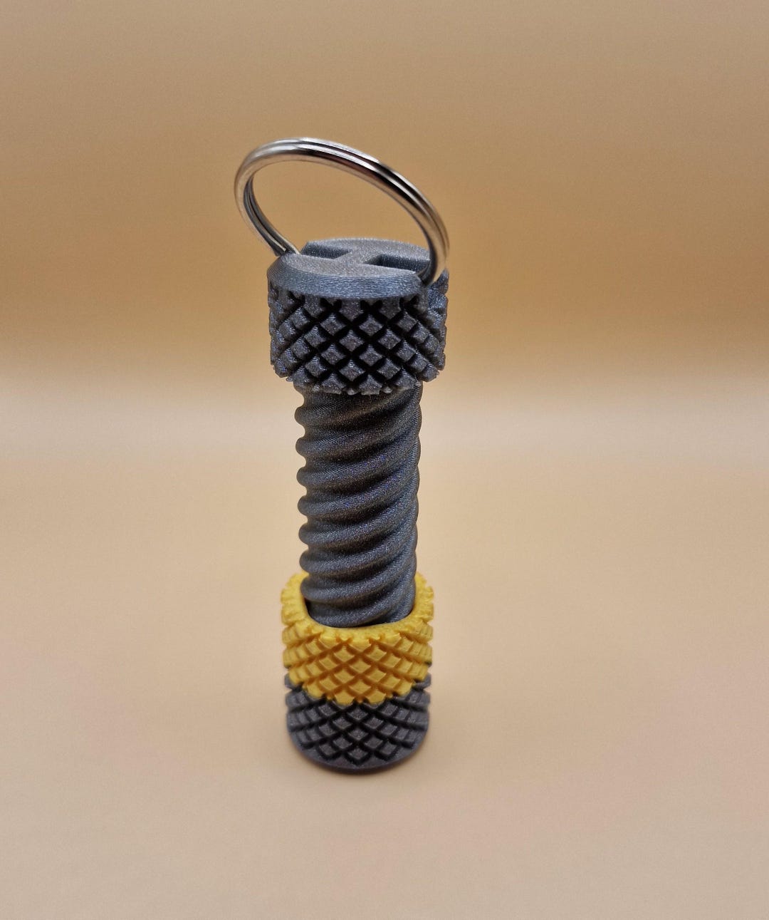 3D Printed Bolt and Nut Fidget Keychain - Moveable Parts Spinner Toy ...