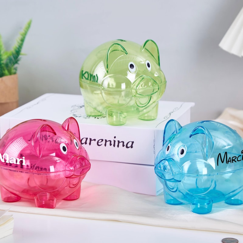 Bank Gifts in Bulk - 60+ Gift Ideas for 2025