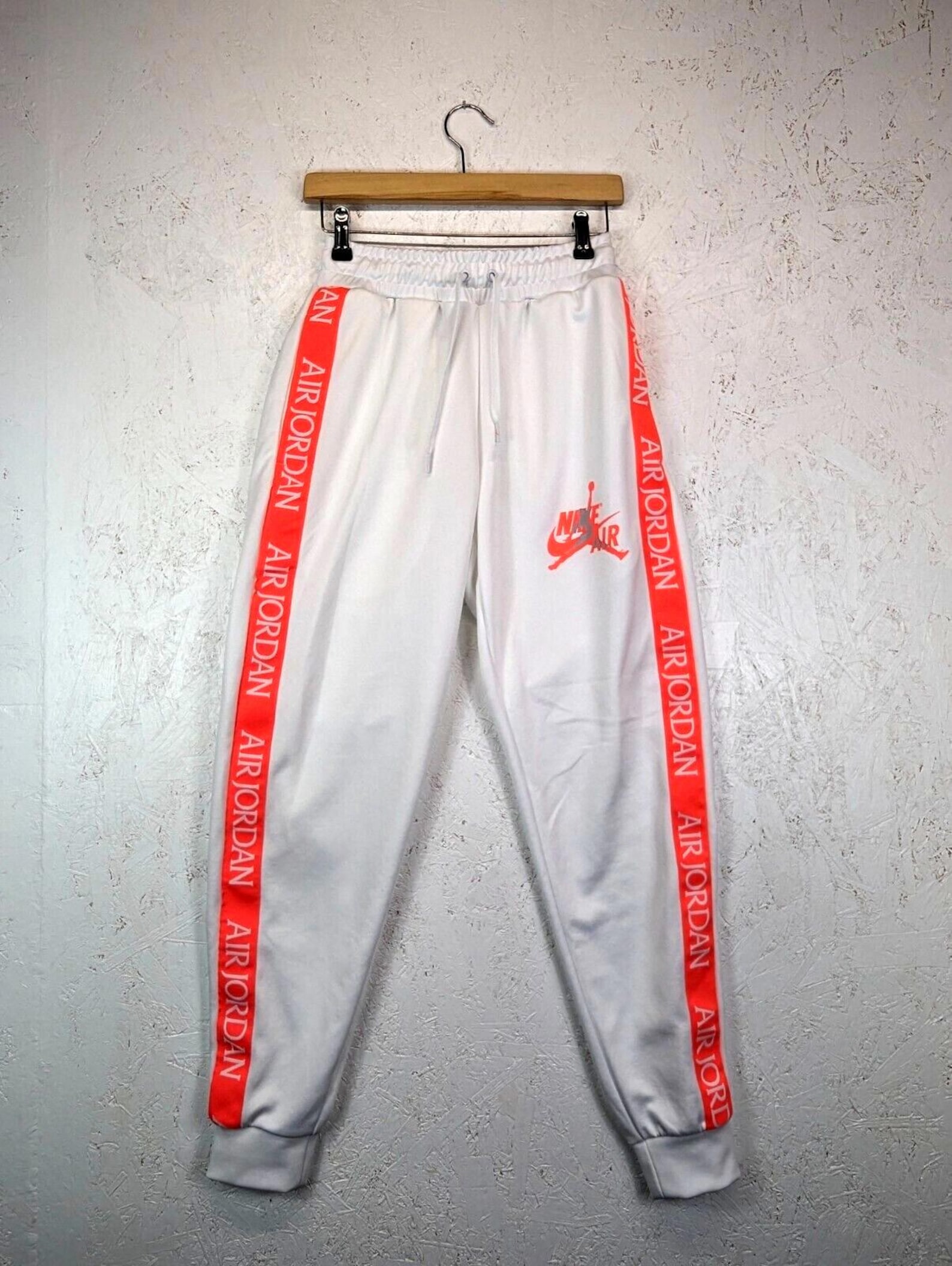 Nike Air Jordan Tracksuit Bottoms Mens XS White Tapered Joggers Retro ...