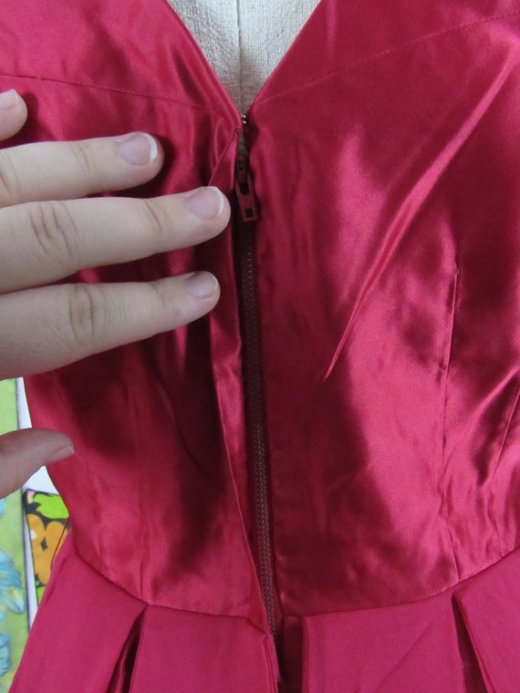 1950s Raspberry pink silk chiffon circle skirt dress … - Gem