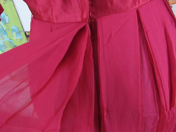 1950s Raspberry pink silk chiffon circle skirt dress … - Gem