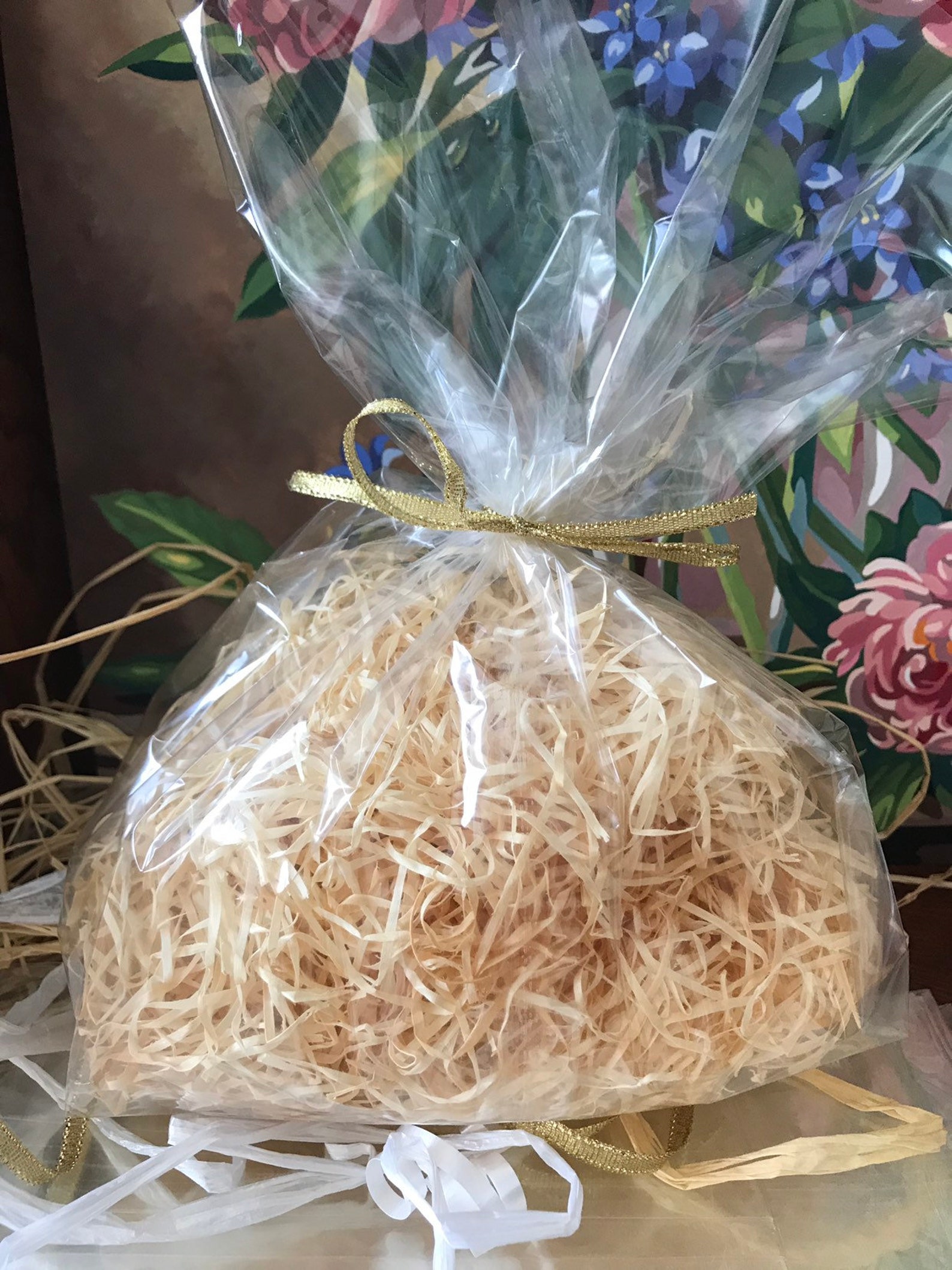 2 Oz. Crinkle Cut, Basket Filler, Brown Crinkle Cut Paper, White Shred ...