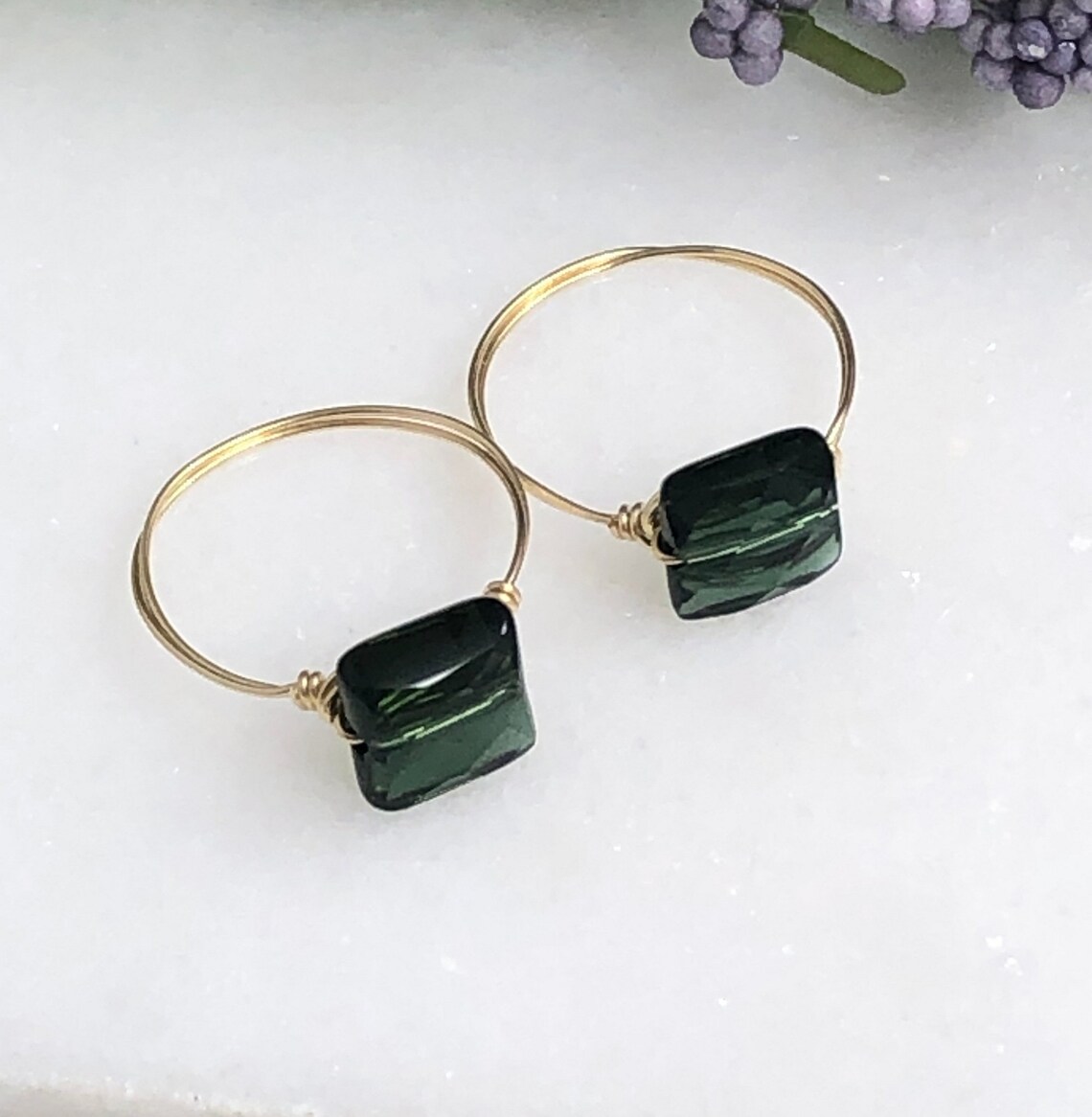 14k Gold Filled Wire Wrapped Ring With a Single Flat Square - Etsy