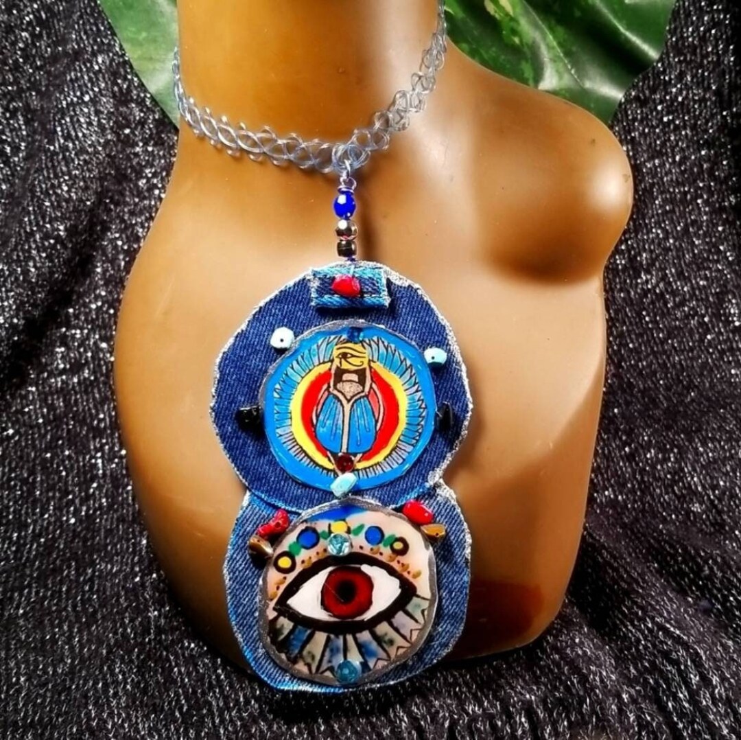 Ancient Egyptian Scarab Designs With Bottom Brown Eye Paper Jewelry ...