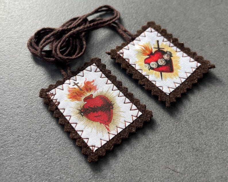 Scapular of Our Lady of Mount Carmel - 100% Portuguese Wool - Sacred ...