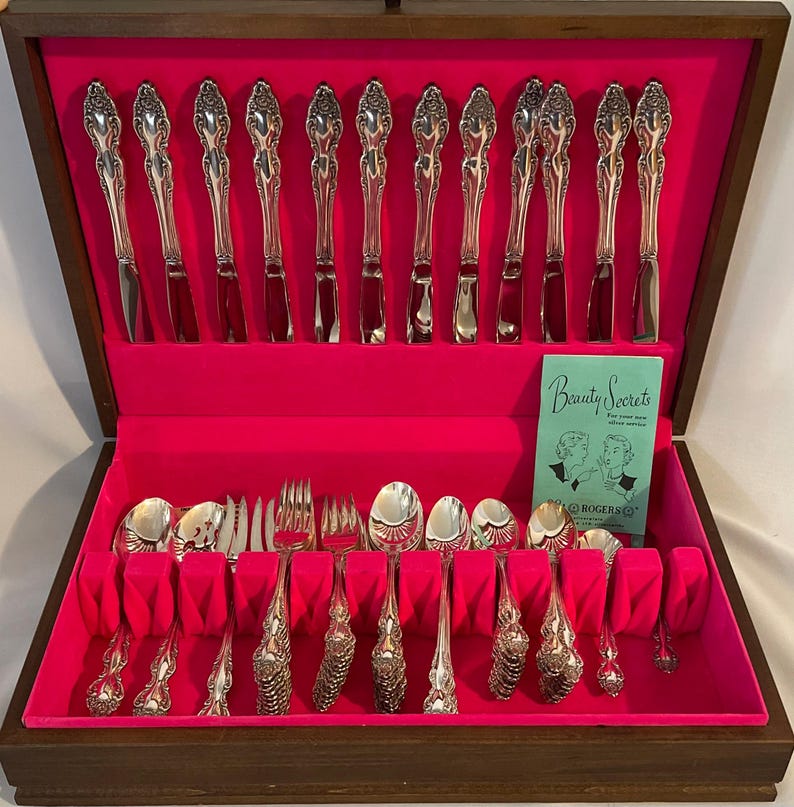 Vintage 1881 Rogers Oneida Silverware 89 Piece Set - Etsy Canada