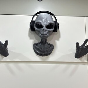 Headphone Stand or Alien Wall Decor, Alien Headphone Holder (various ...