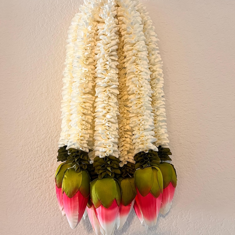 Lotus Garlands - Etsy