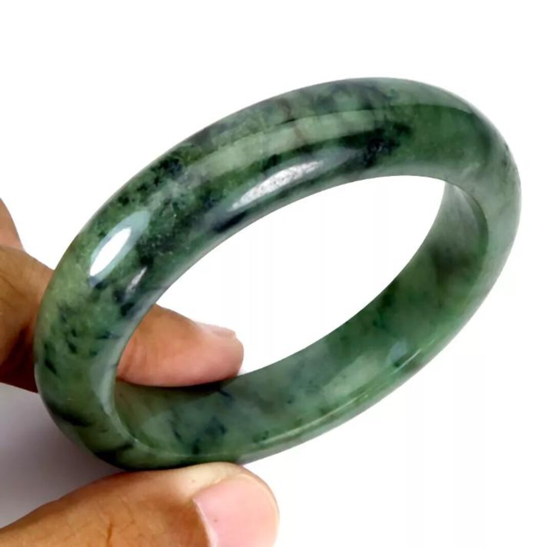 Valentine Bangle Green Jadeite, Natural Jade Myanmar, Weight 279.90ct ...