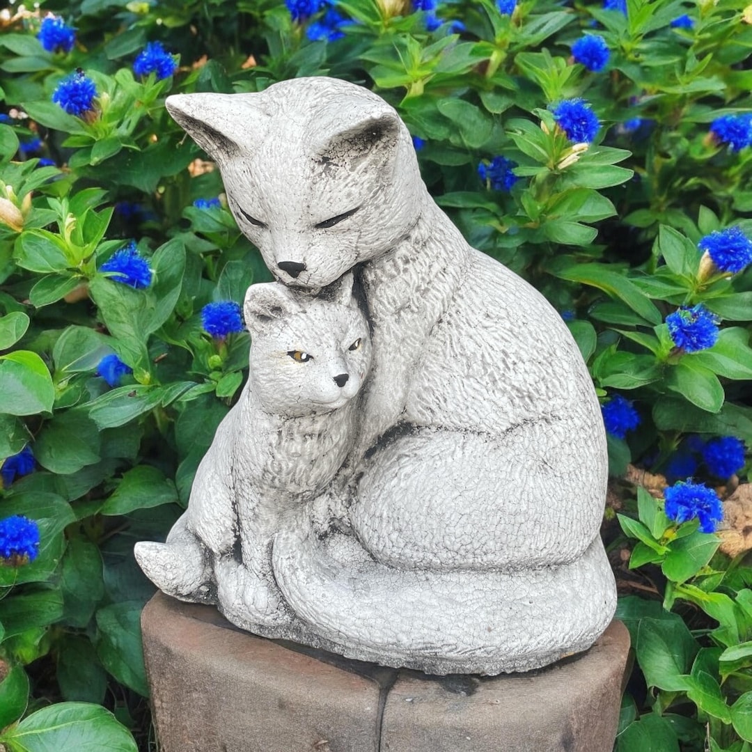 Sitting Kittens Sculpture, Cement Two Cats Statue, Backyard Decoration ...