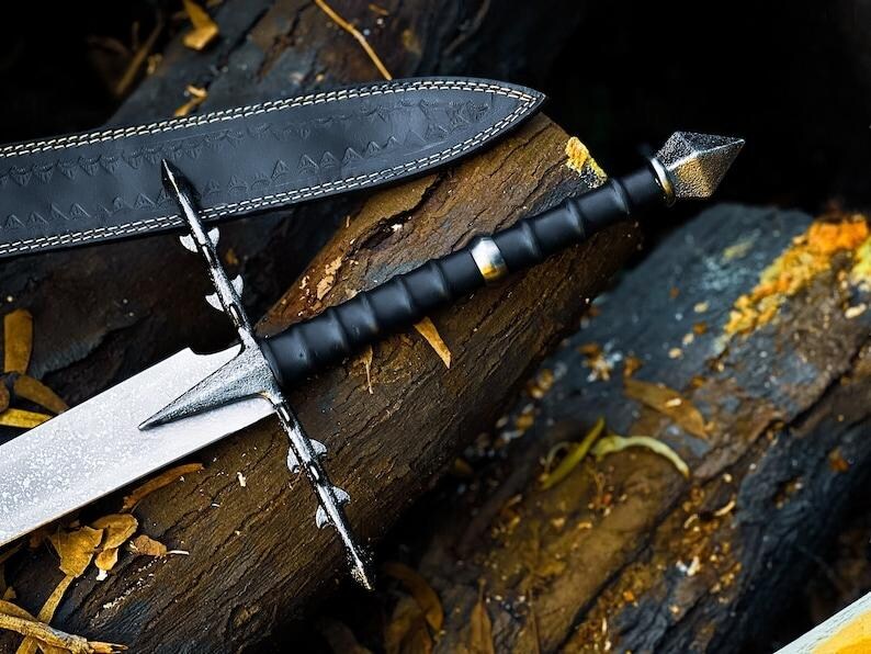 Handcrafted Ringwraith Replica Sword, Nazgul-inspired Blade ...