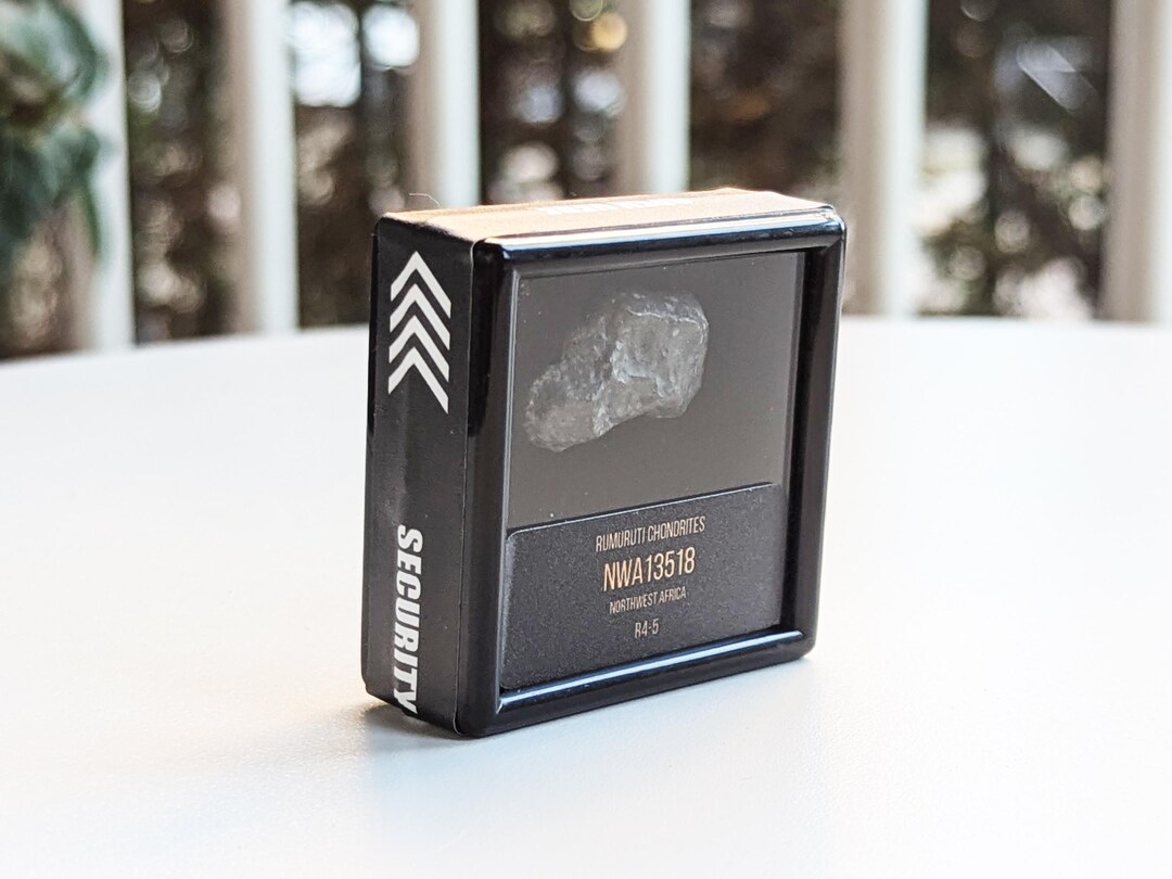 Stone Meteorite NWA13518 Rumuruti Chondrite, A Rare Certified Space ...