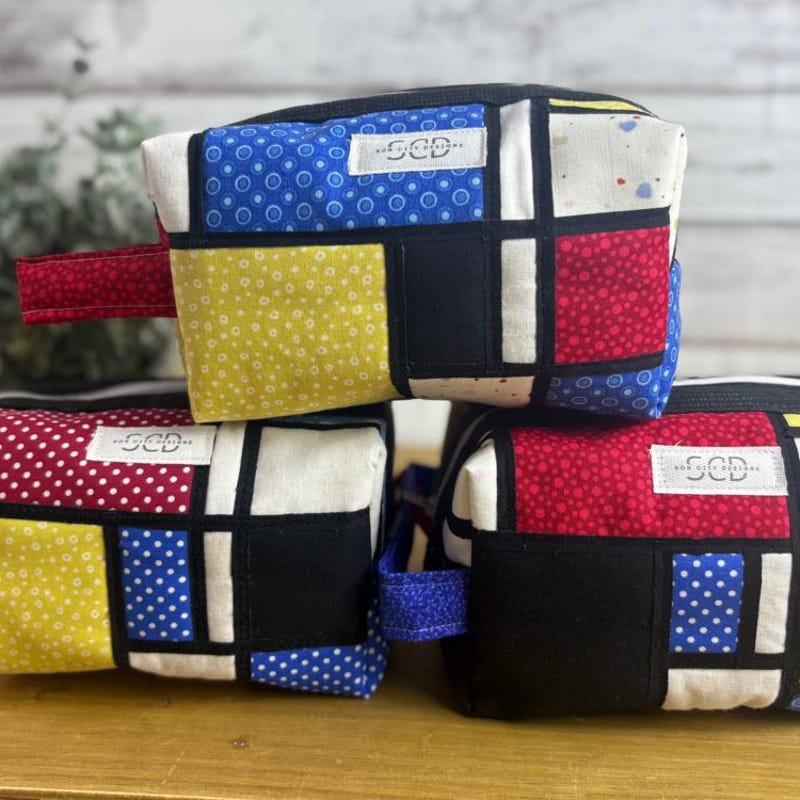 City Quilted Pouch - Etsy