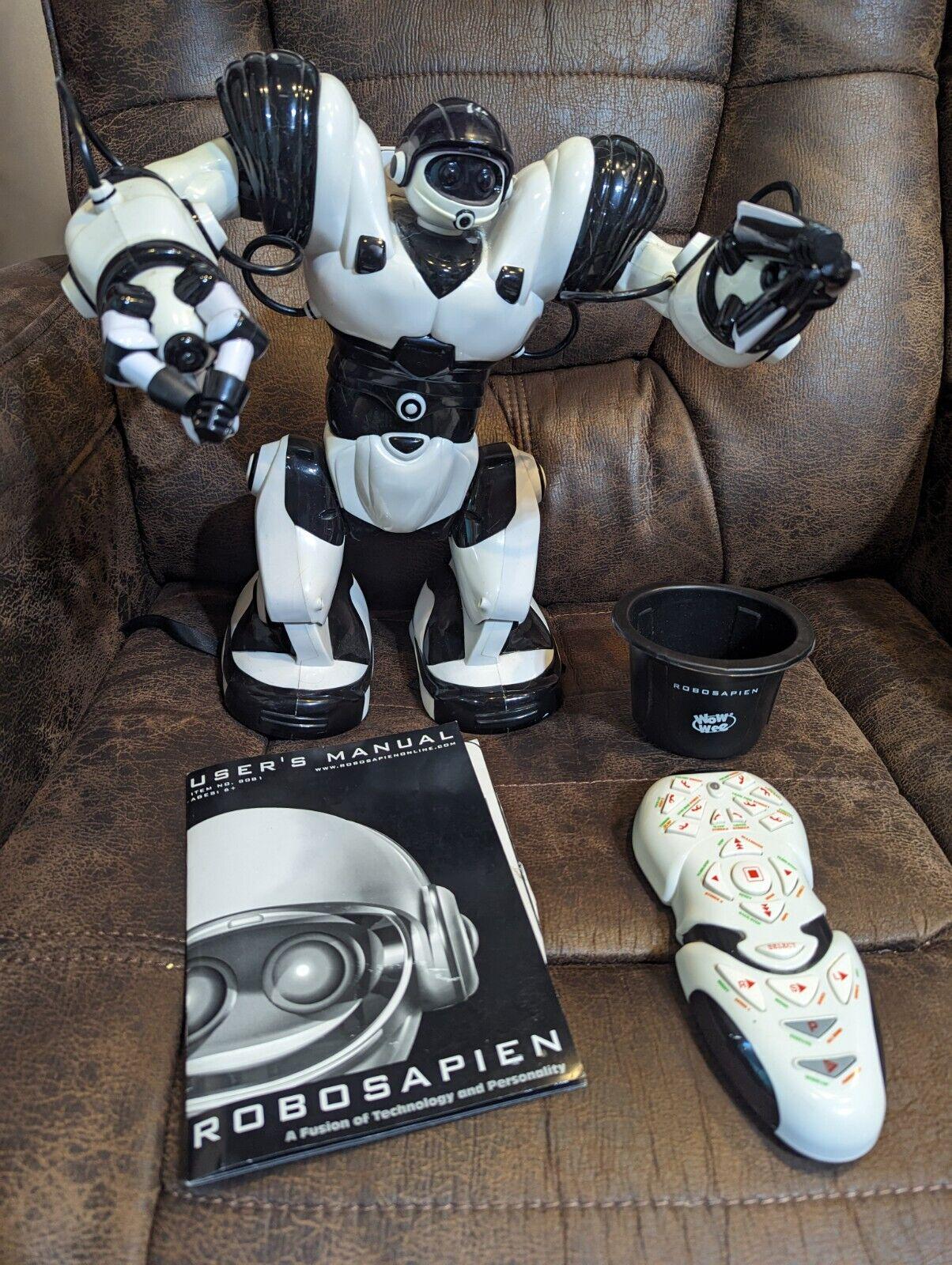 2004 Wowwee Robosapien Robot W/ Remote Original Manual & Bucket 100% Complete - Etsy