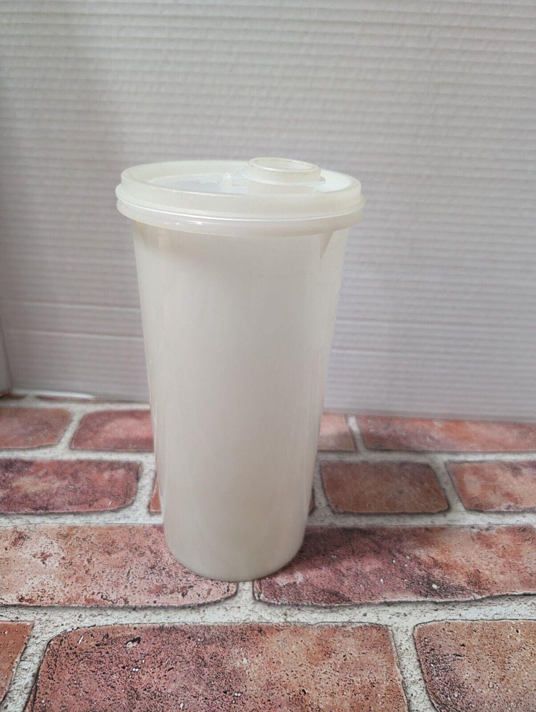 Vintage Tupperware Juice Container 261-10 With Clear Lid 563-4 & Flip ...