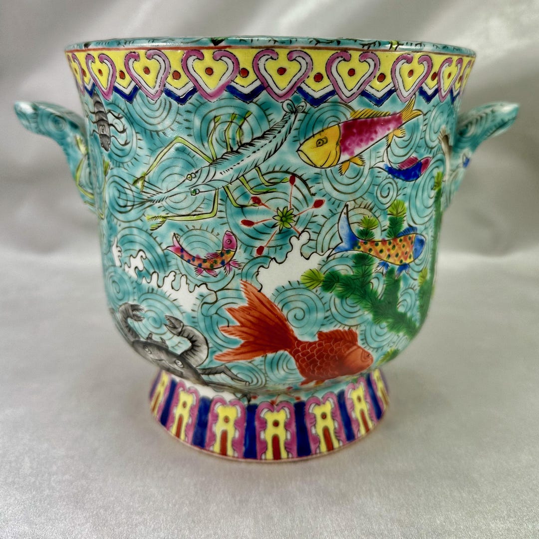 Antique Chinese Porcelain Famille Rose Turquoise Ground Aquatic Marine ...