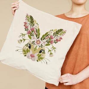 Floral Bunny Machine Embroidery Design: Pastel Leaf Animal, Bunny ...