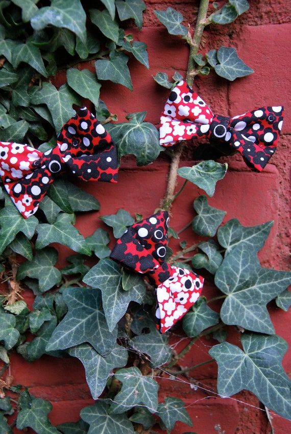 Items similar to Flower Dotted Hair Bow on Etsy
