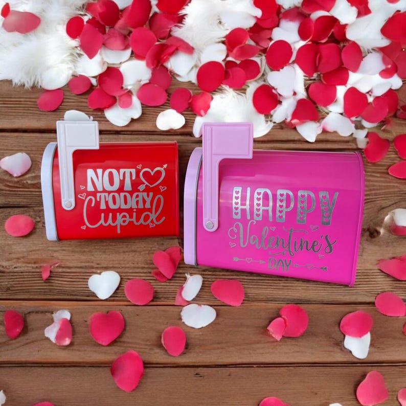 Valentine’s Day Mini Mailboxes - Etsy