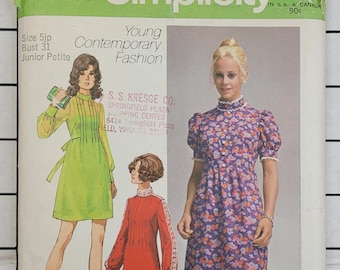 Vintage 70s Simplicity Sewing Pattern 5355 Misses Wrap Blouse, Halter ...