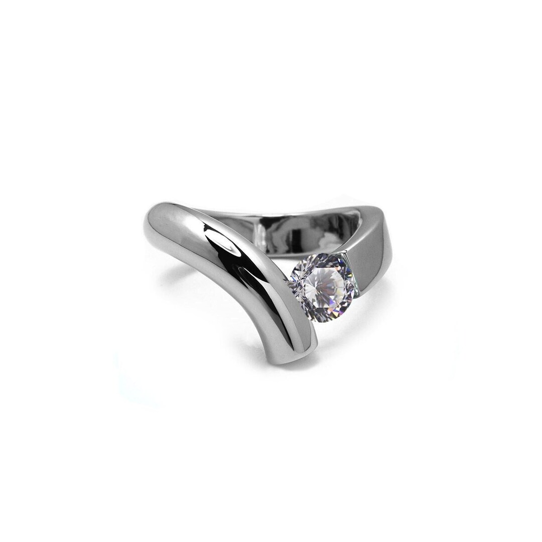 ONDE Flat and Tubular Bypass Ring With Tension Set White Sapphire in ...