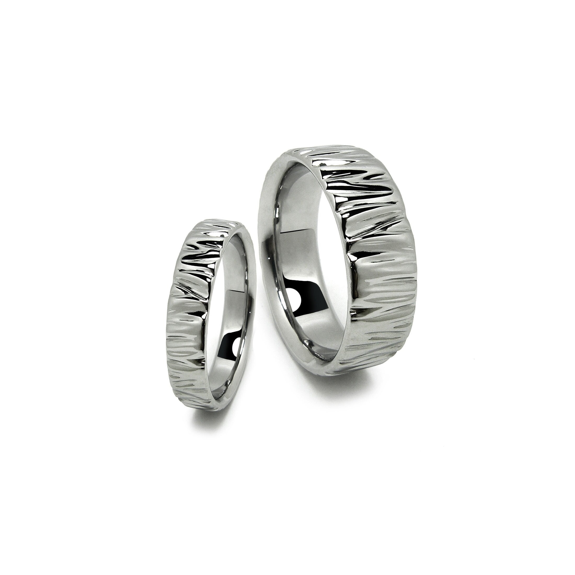 Horizontal ripple wrinkled pattern design wedding band by Taormina Jewelry