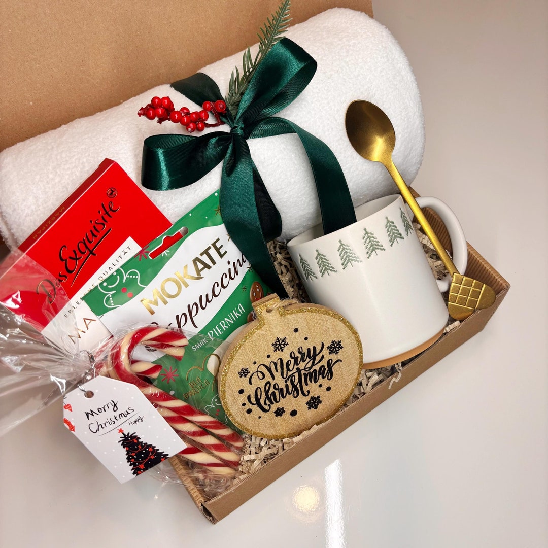 Cozy Christmas Gift Set, Premium Gift Set, Coffee and Chocolate Gift ...