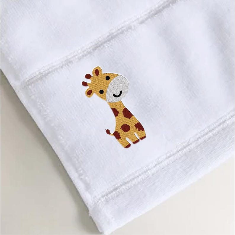 Mini Giraffe Embroidery Design: Machine Embroidery File (6 Sizes ...