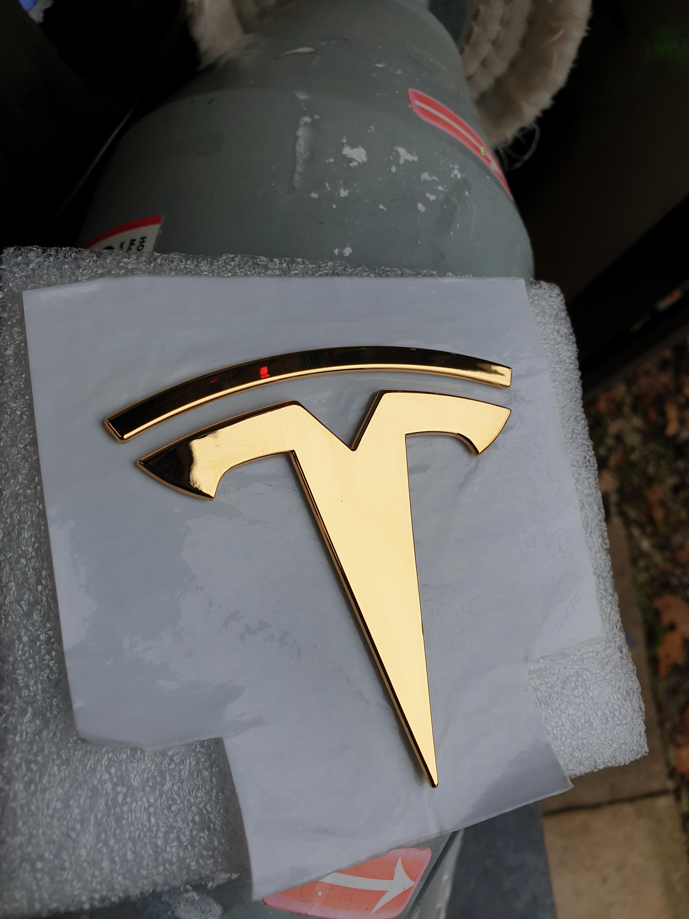 24K Gold TESLA MODEL 3 Badge Bonnet - Etsy