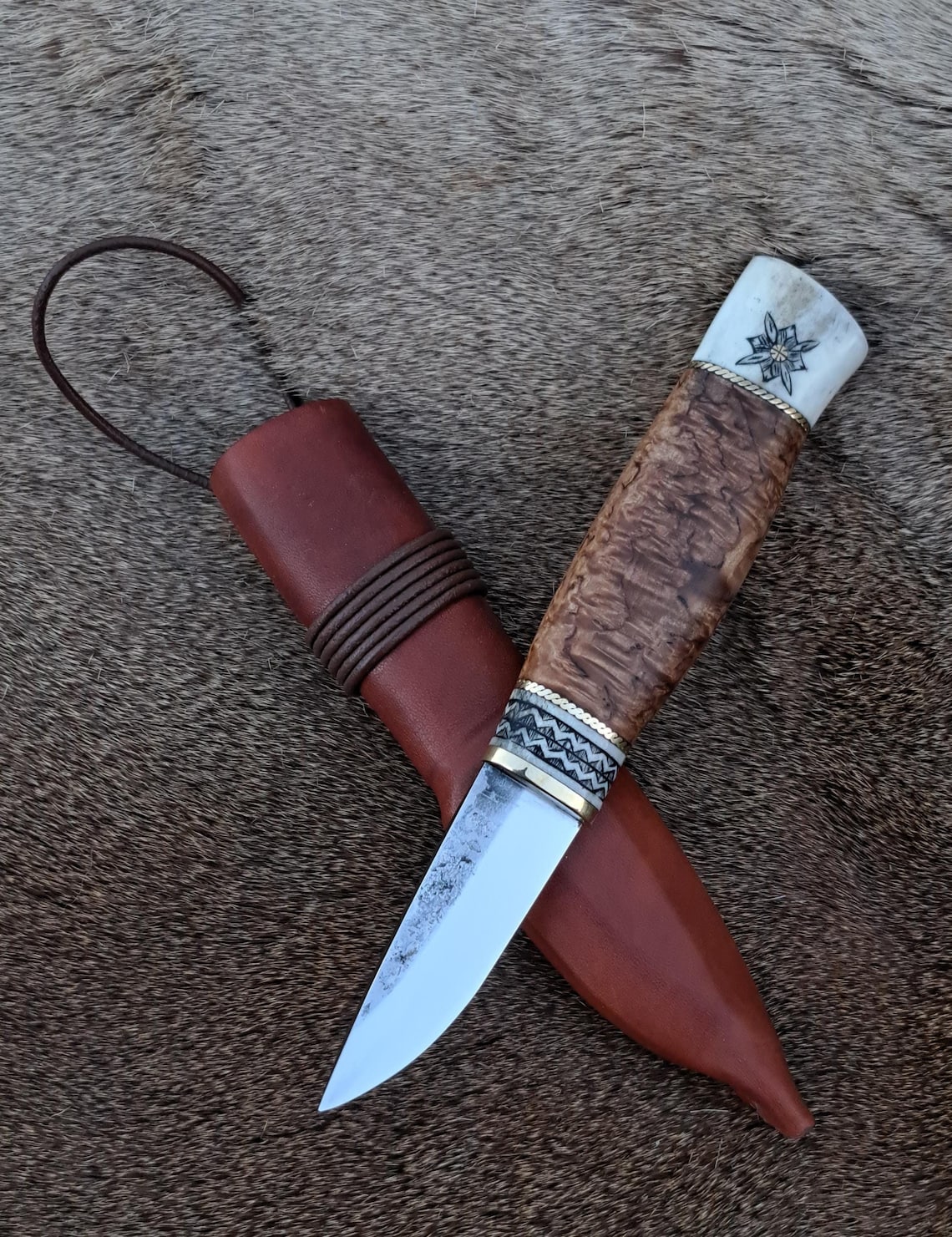 Small Scandinavian Pukko Knife,neckknife/ Neck Knife, Raindeer Antler ...