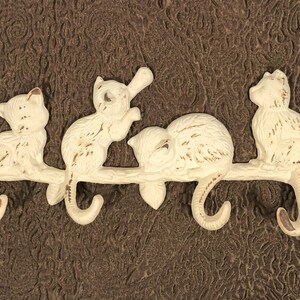 Vintage Cast Iron Cat Tail Wall Hook Cream Rust Distressed 4 Hooks Coats Keys - Etsy