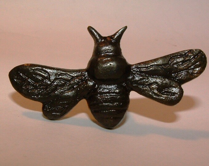 Pair of 2 Bee Knobs or Drawer Pulls - Etsy