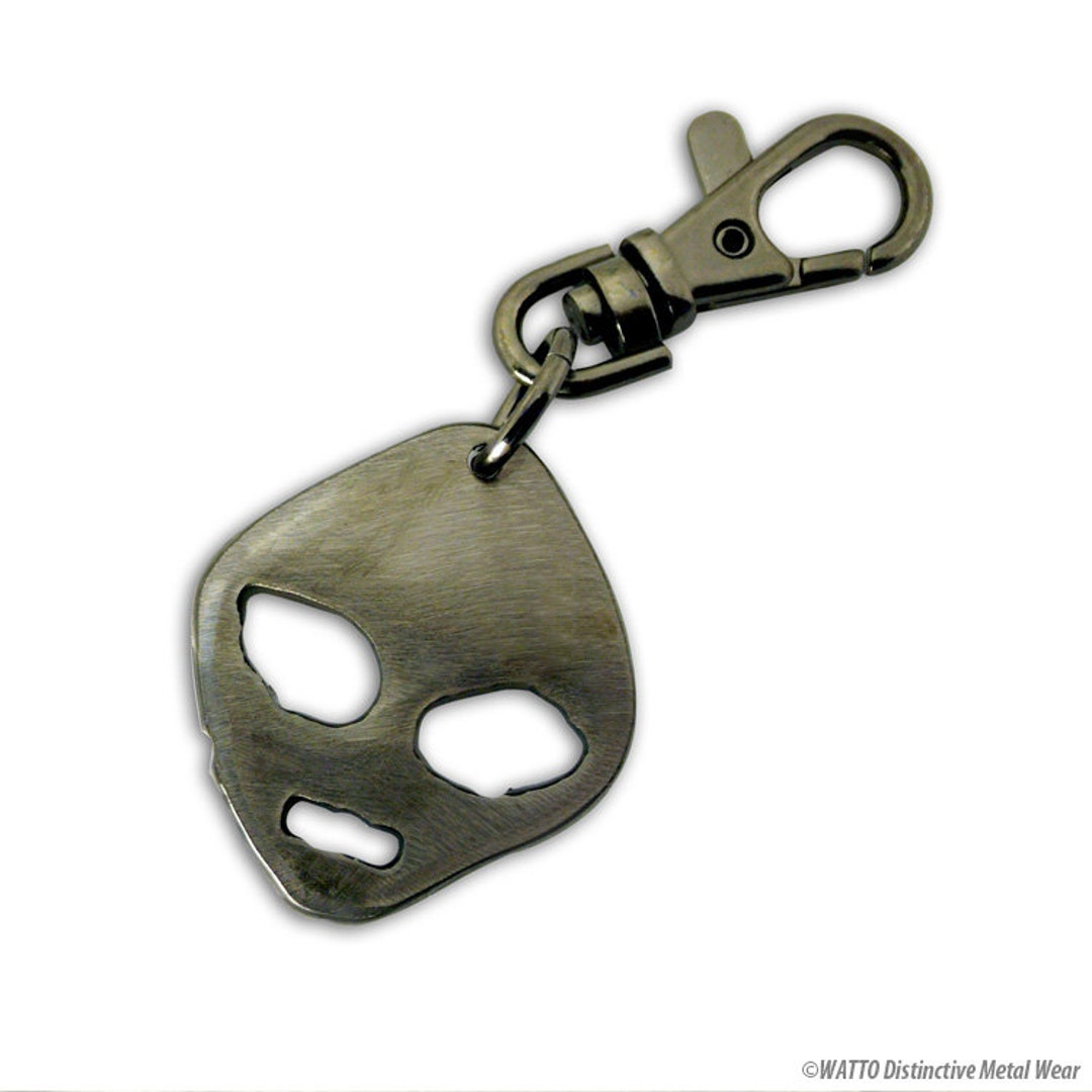 Alien Keychain by WATTO Distinctive Metal Wear-handmade Metal Charm on ...