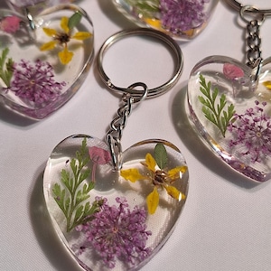 Clear Multicolor Pressed Flower Heart Resin Keychain - Etsy