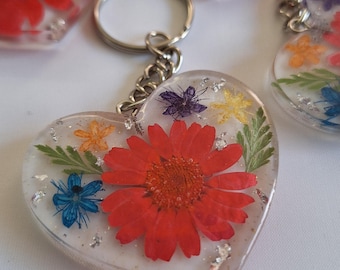 Clear Multicolor Pressed Flower Heart Resin Keychain - Etsy