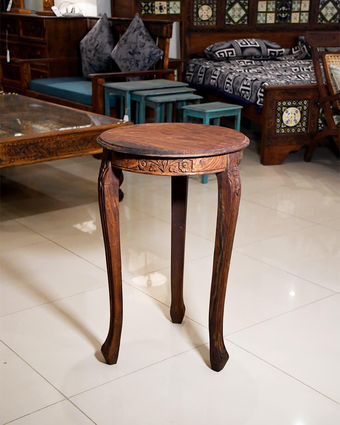 Chinioti Round Table – Handcrafted Rosewood Accent & Serving Table - Etsy